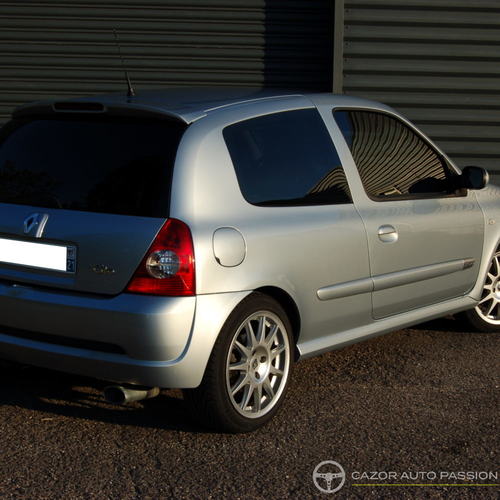 Renault Clio 2 RS phase 2 2.0l 172 ch PS2 ( 200 exemplaires ) - Cazor ...